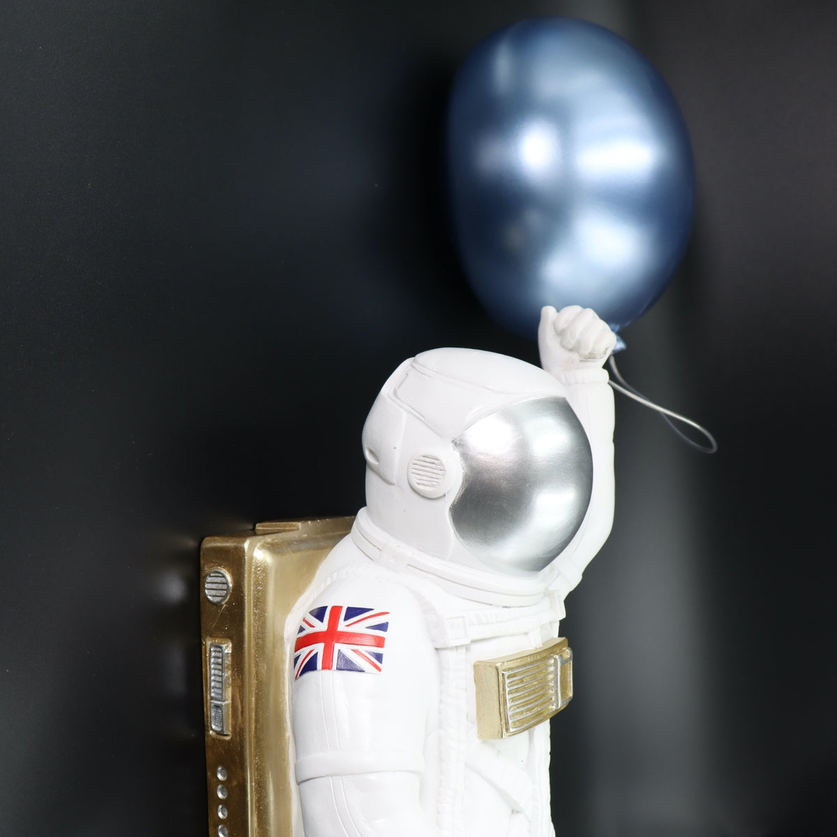 Astronaut with Balloon – Bentley & Bo